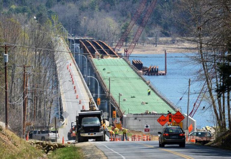 BATCHELLERVILLE BRIDGE - Epoxy Interest Group