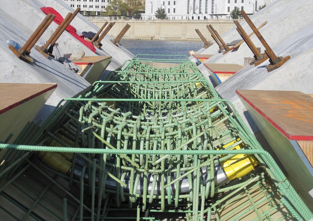 RICH STREET BRIDGE - Epoxy Interest Group